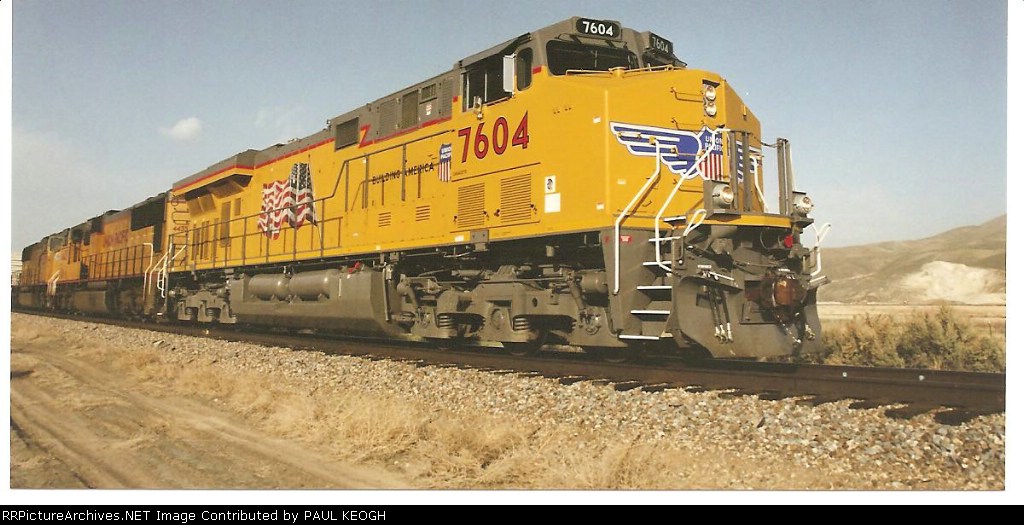 Close up of UP 7604 on main 6